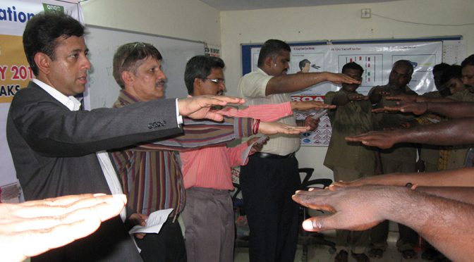 折り紙 紫陽花 立体 紫と赤紫 壁面飾り あじさい